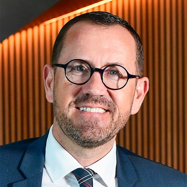 Yves Coscas élu nouveau maire de Clamart