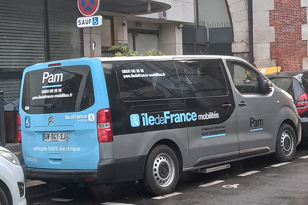 Île-de-France mobilités présente les nouveautés du service PAM